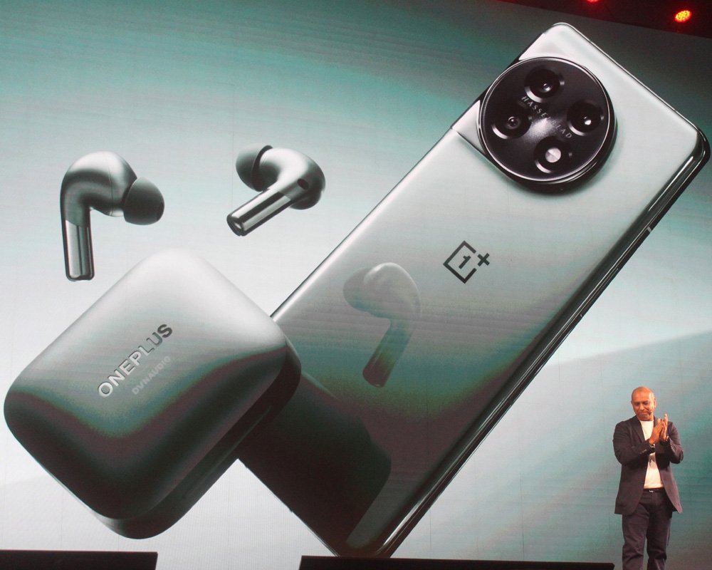 OnePlus launches flagship smartphone 11 5G, TV in India - DMA News