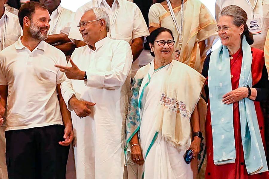 INDIA bloc leaders to meet in Delhi on December 6 to chalk out strategy ...